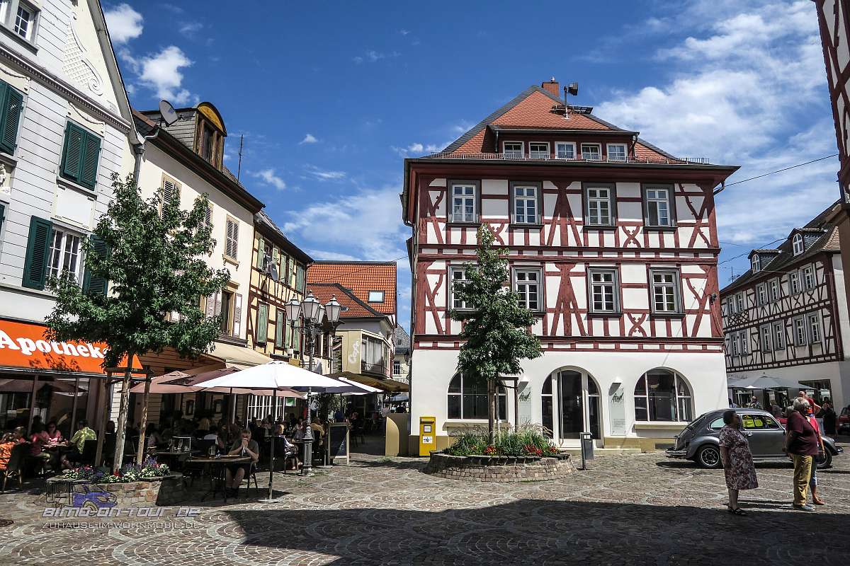 Alzey Altstadt | Leben und Reisen im Wohnmobil